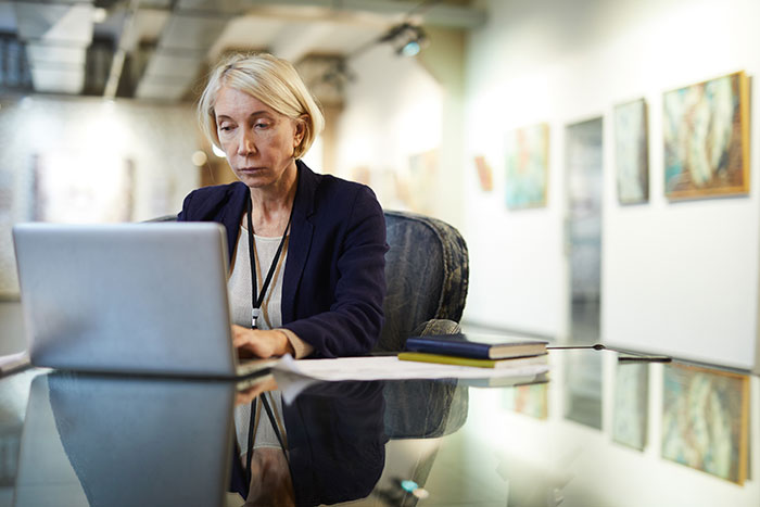 How to Create a Productive Gallery - Art Advisor Working Relationship